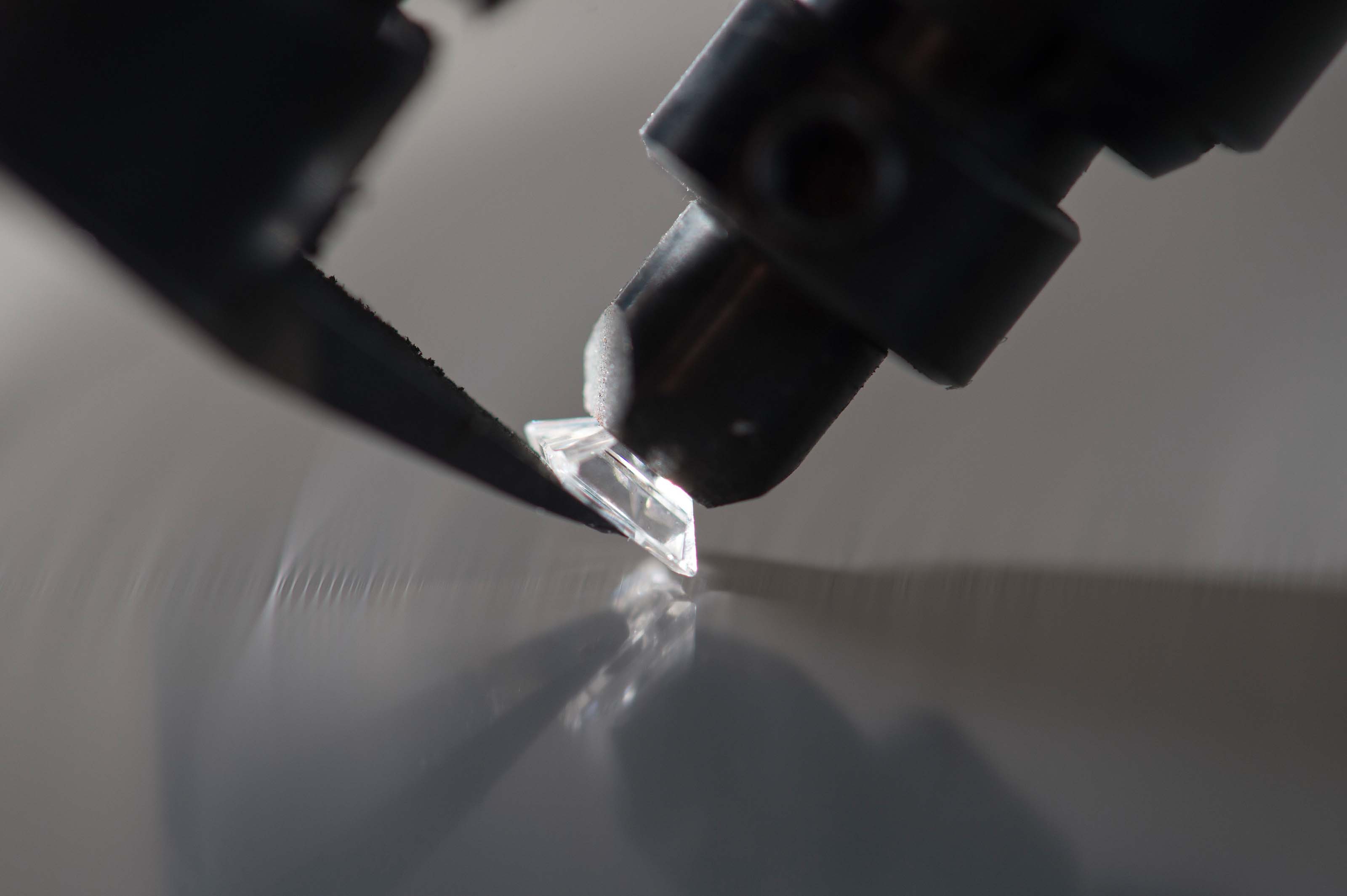 La Cote des Montres : Hermès Médor Serti Baguette - L’art délicat du ...