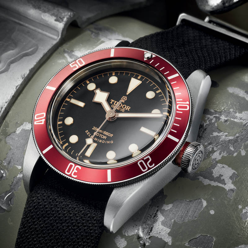 La Cote des Montres : Le nouveau film Tudor Fastrider Black Shield ...