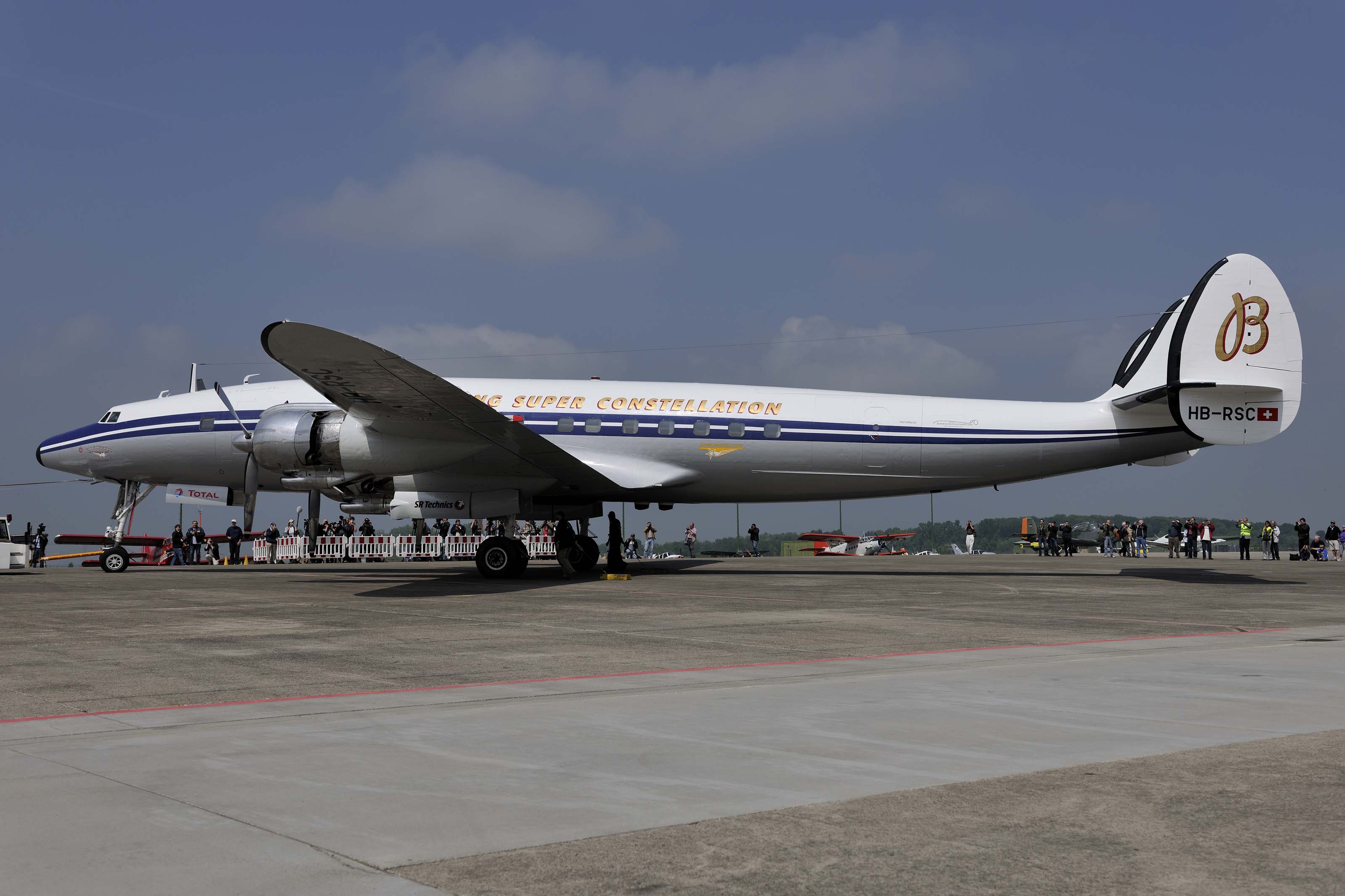 La Cote des Montres : Breitling Navitimer Super Constellation Limited ...