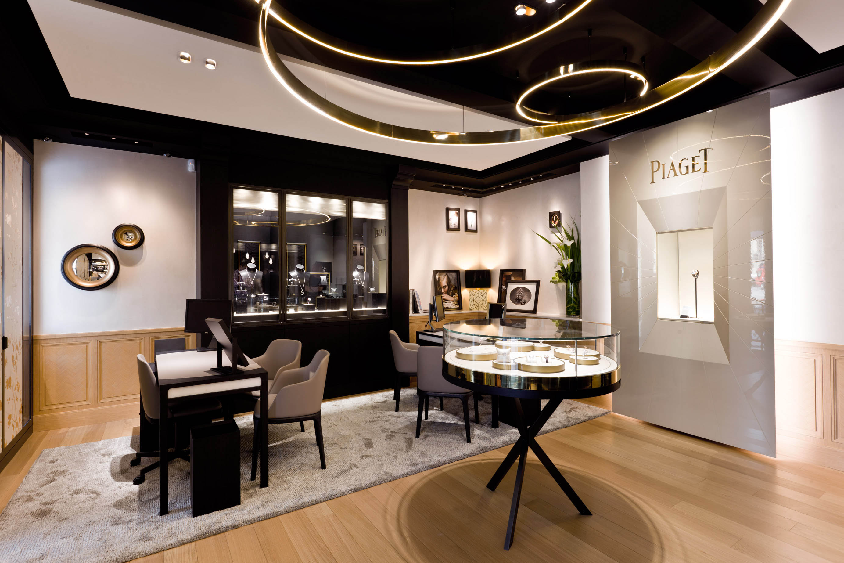 La Cote des Montres : Piaget Vendome réouvre dans un nouvel écrin ...