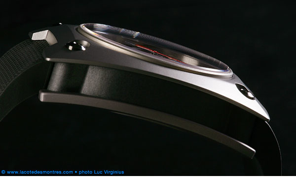 La Cote des Montres : Shooting de la montre Wyler Genève Chronographe ...