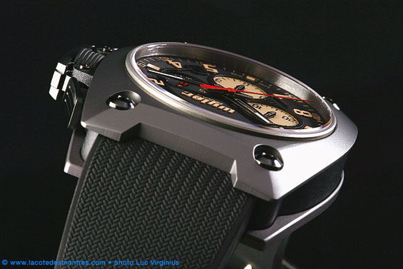 La Cote des Montres : Shooting de la montre Wyler Genève Chronographe ...