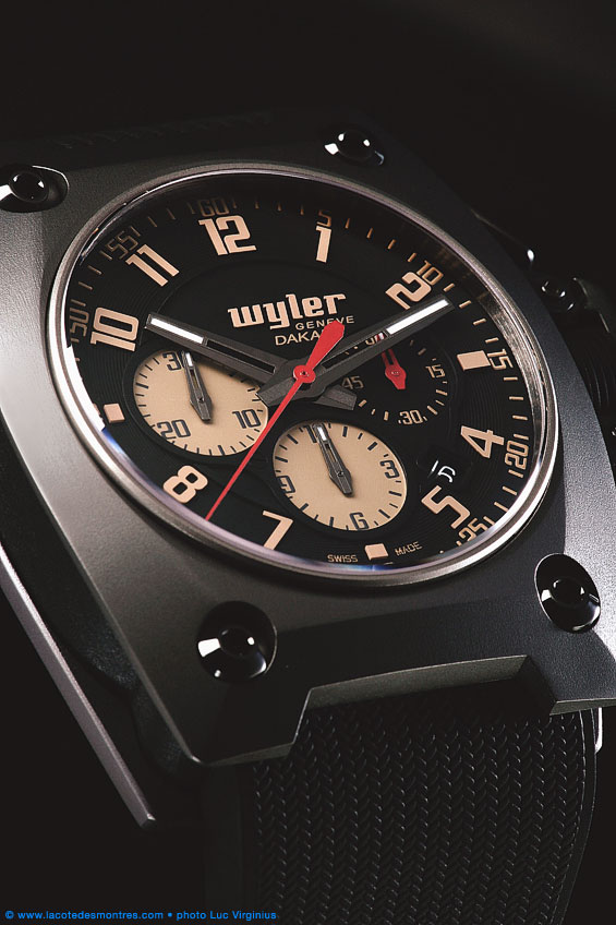 La Cote des Montres : Shooting de la montre Wyler Genève Chronographe ...