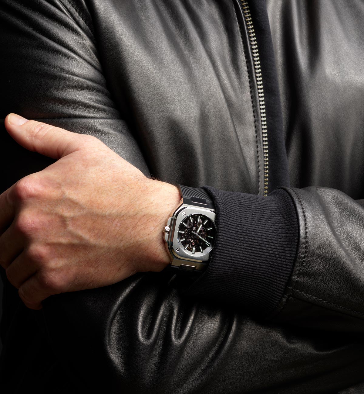 La Cote des Montres : La montre Bell & Ross BR 05 Skeleton LightLum ...