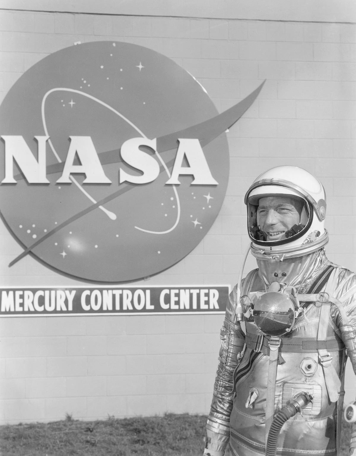 La Cote des Montres: Breitling Navitimer B02 Chronograph 41 Cosmonaute ...