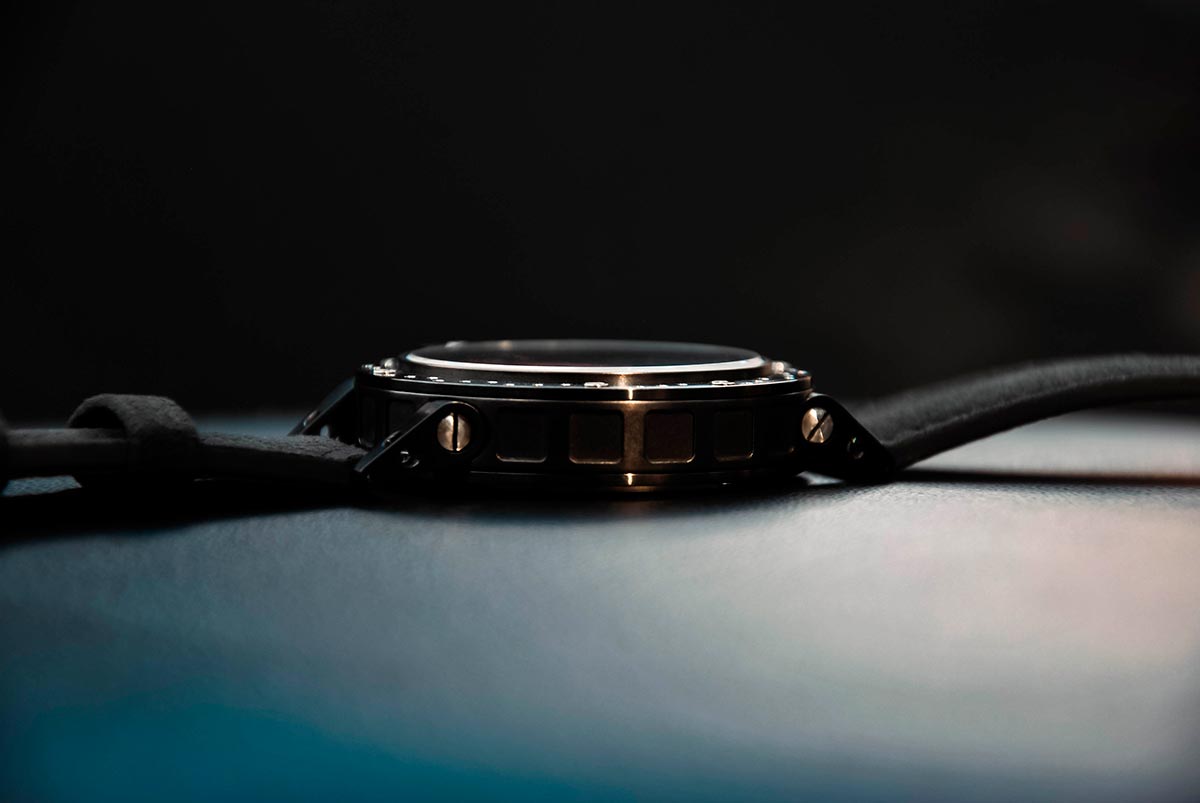 La Cote des Montres : La montre BRM DDF6 Titane Noir - La DDF6 ose le ...