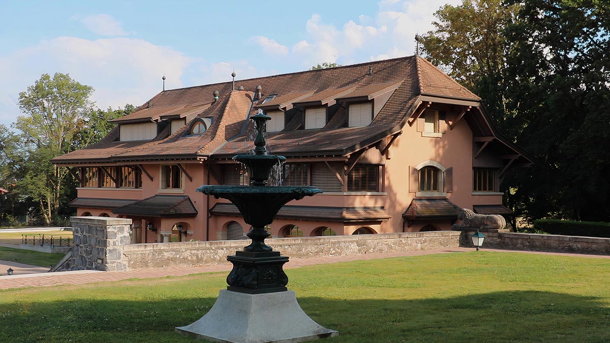 La Cote des Montres: The Franck Muller Master Jumper Dubail Edition ...