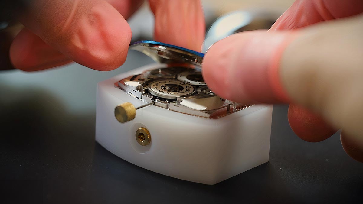 La Cote des Montres: The Franck Muller Master Jumper Dubail Edition ...