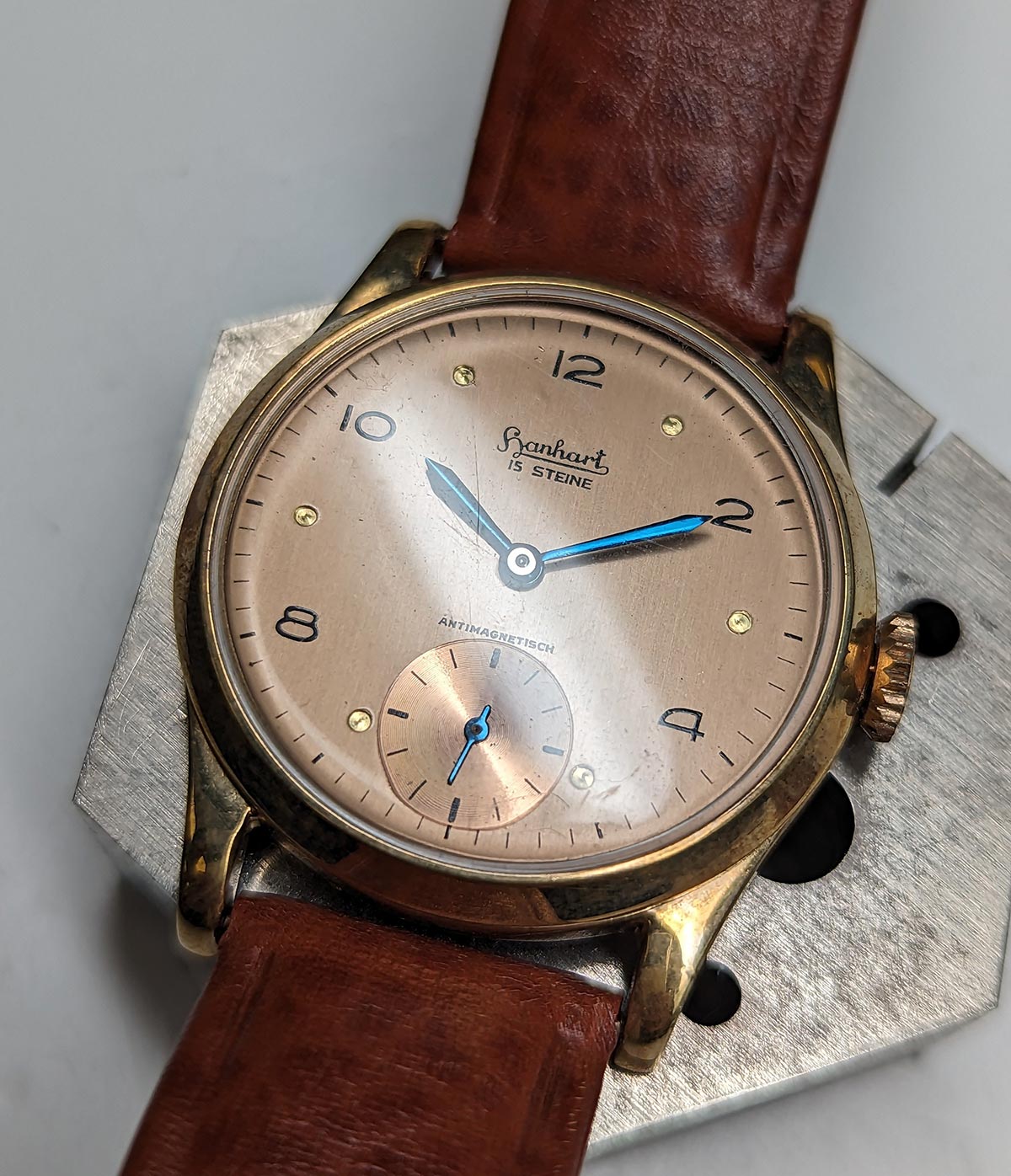 La Cote des Montres : La montre Hanhart Pioneer Silva 38,5 mm ...