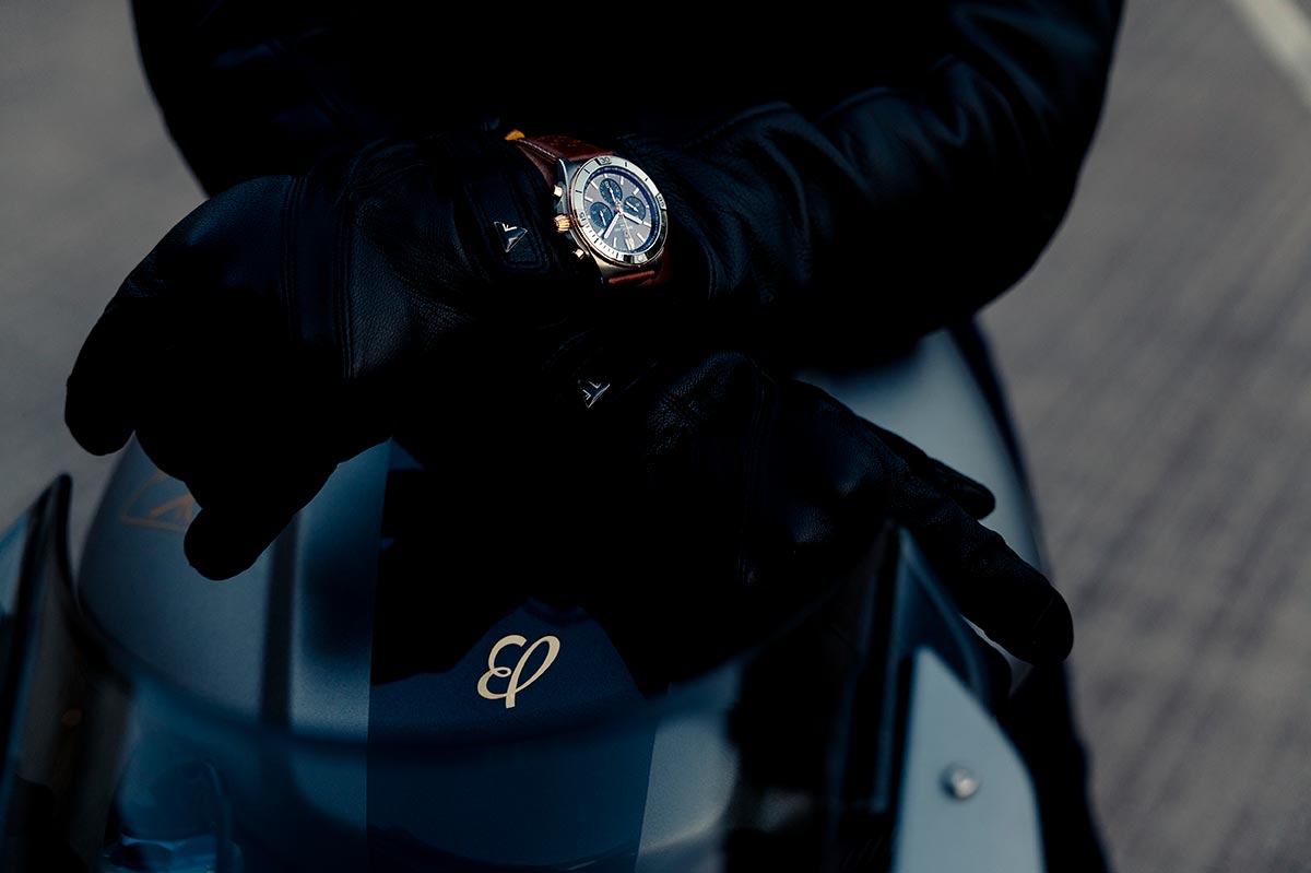 La Cote des Montres: The Breitling × Triumph Motorcycles Chronomat B01 ...