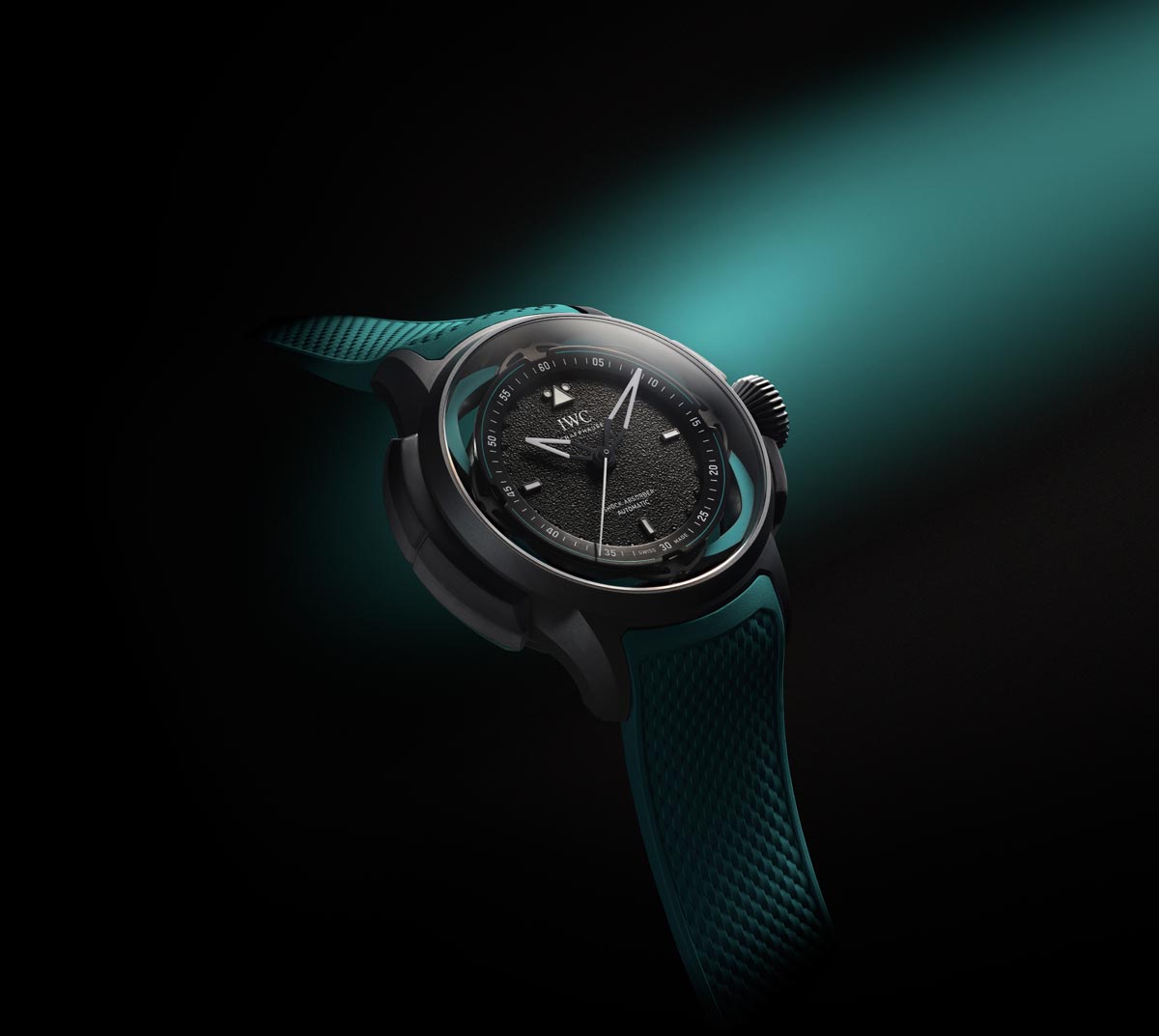La Cote des Montres : IWC Grande Montre d’Aviateur Shock Absorber XPL Toto Wolff × Mercedes-AMG ...